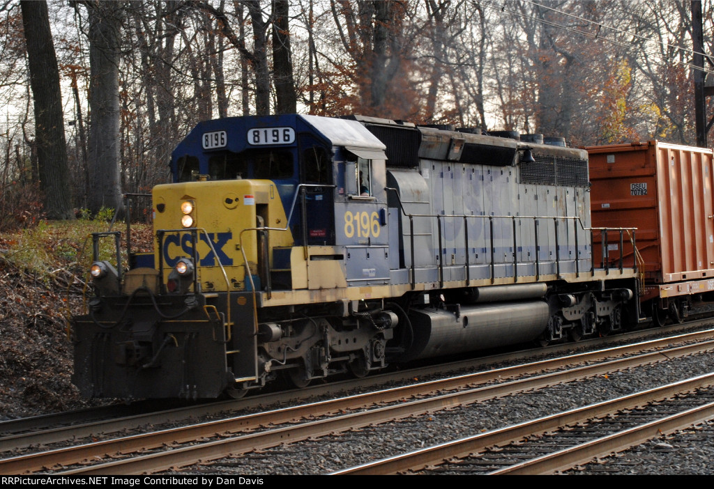 CSX SD40-2 8196 leads Q706-19